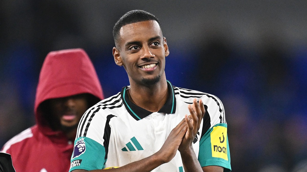 Isak đòi rời Newcastle: Số phận những người từng đình công ra sao?