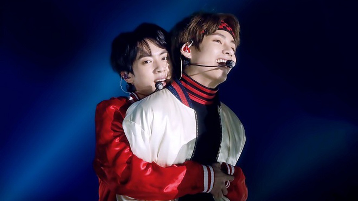 V BTS khóc lóc sau tranh cãi nảy lửa với Jin ngay trước giờ diễn, nhờ ...