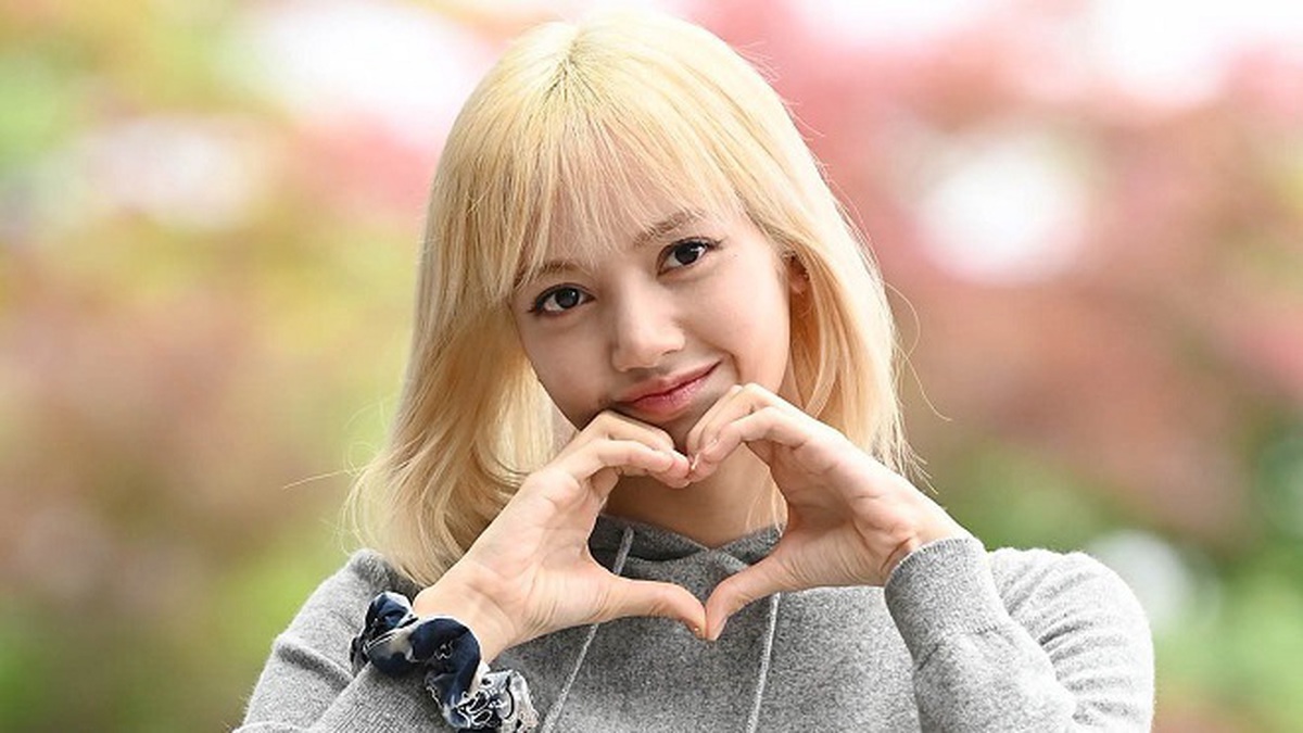 YouTube lên tiếng bảo vệ Lisa Blackpink trước tai vạ 'trên trời rơi ...
