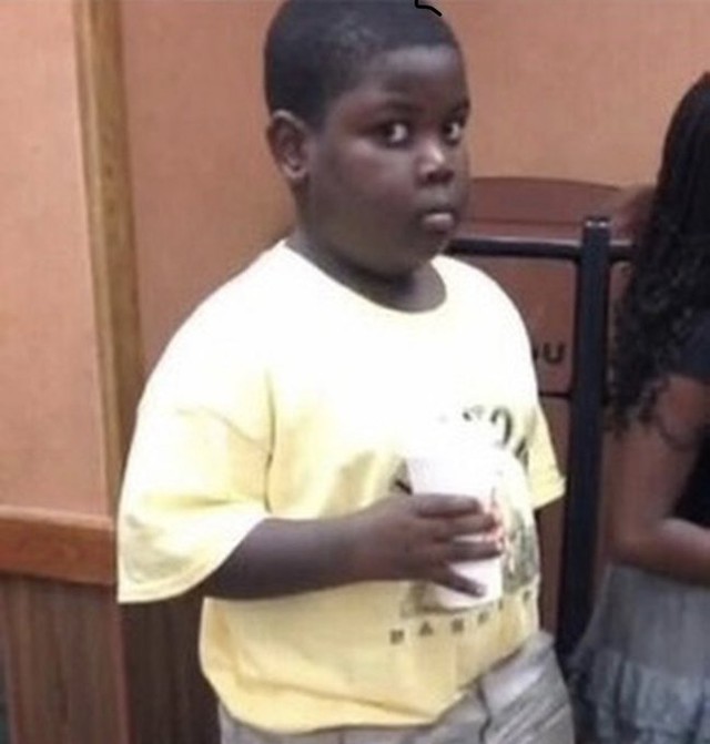 Cậu bé trong meme “cạn lời” từng viral khắp Internet toàn cầu 10 năm ...