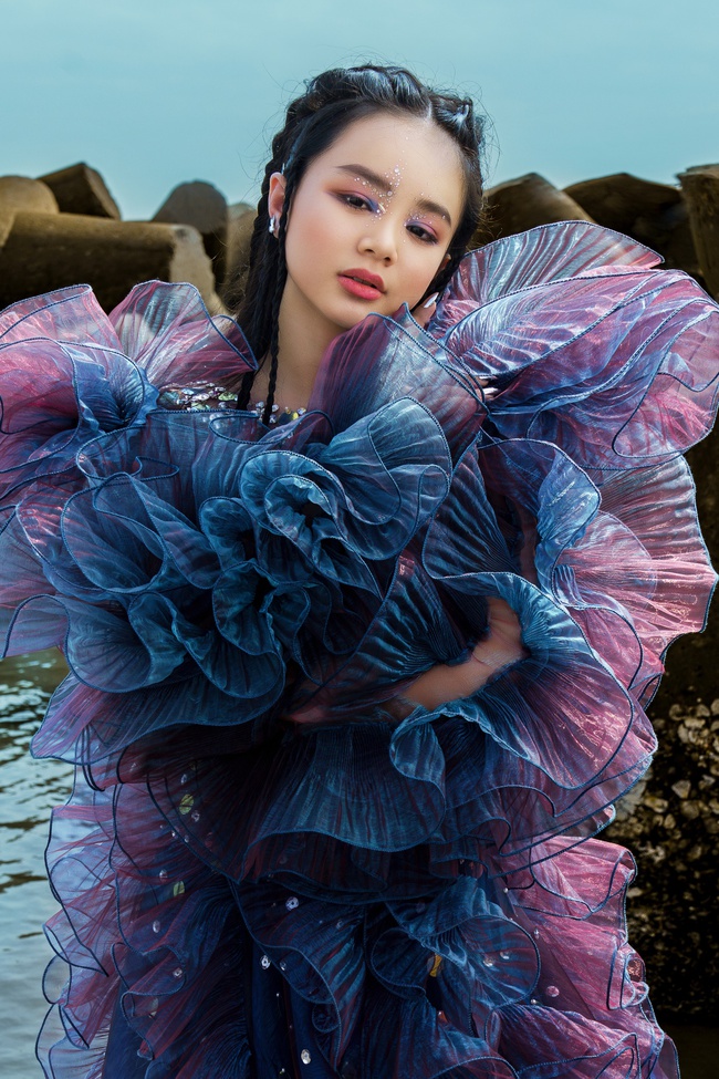 MaiKa Ngọc Khánh khoe thần thái chuẩn hoa hậu trong bộ ảnh mới